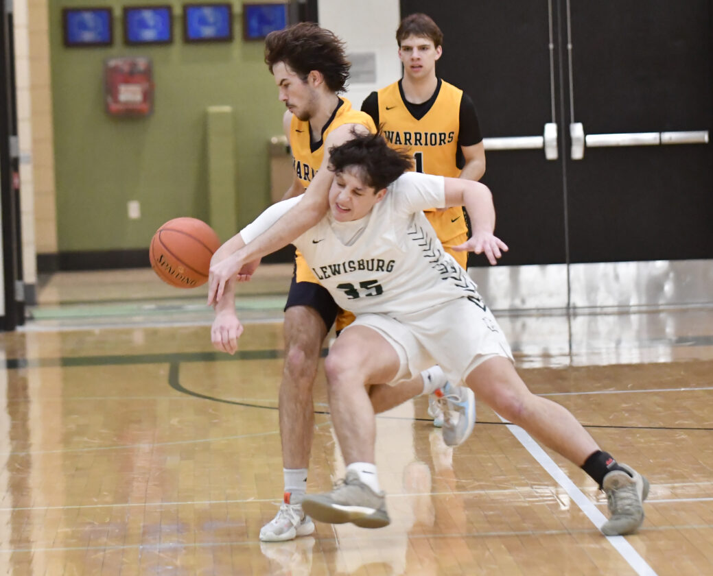 Well-rounded: Balanced Warriors continue surging and win at Lewisburg ...